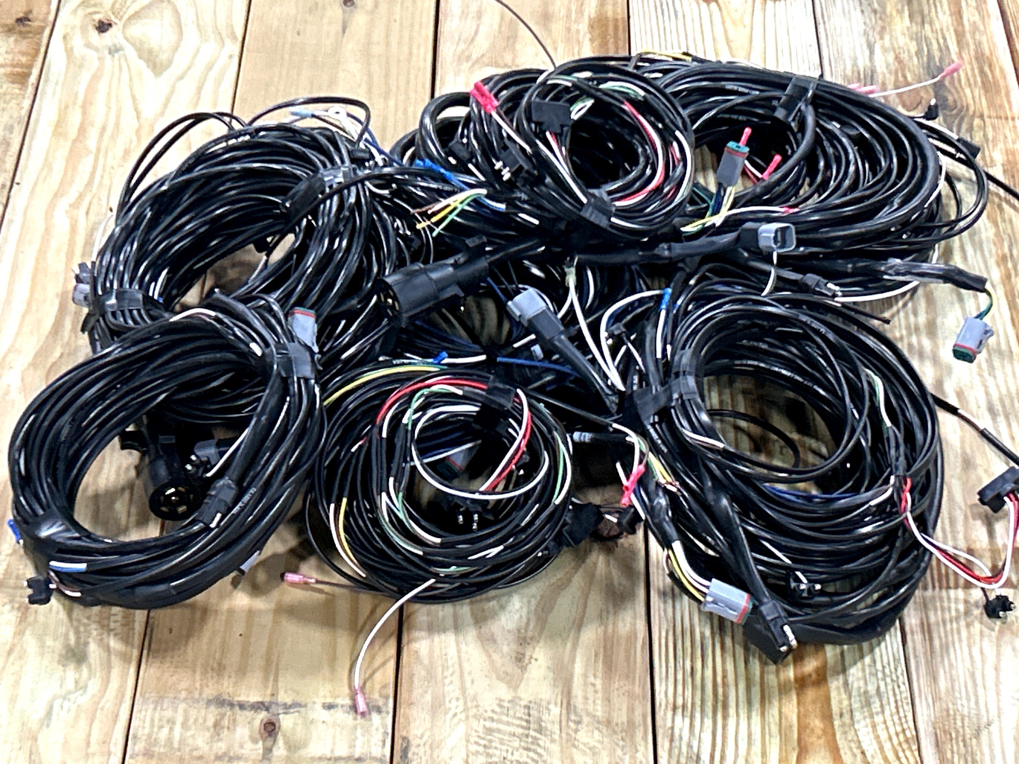 Wire Harnesses – Quality Steel & Aluminum Products